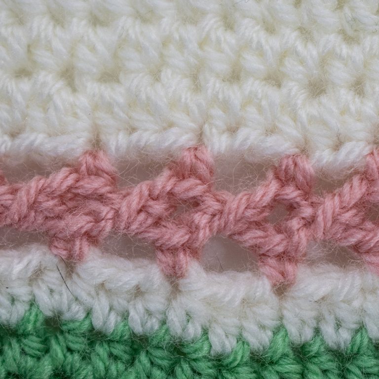 How to Crochet the Flat Braid Join - Sunflower Cottage Crochet