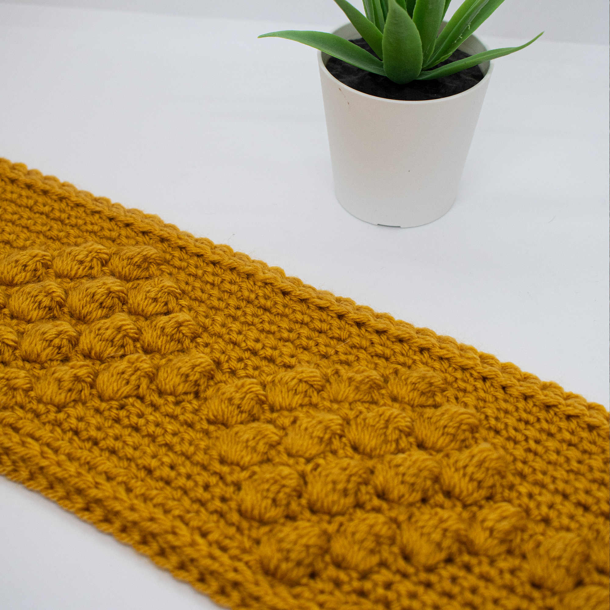 Do you want to perfect the bobble stitch? Try this free crochet pattern ...