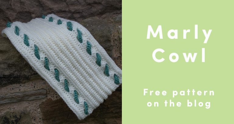 Looking for an easy textured cowl pattern? Try the Marly Cowl ...